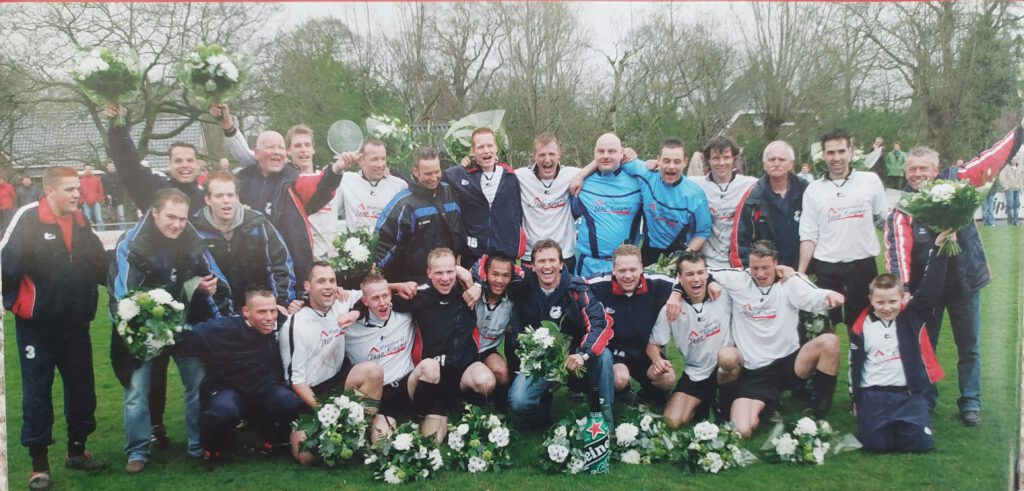 De Kampioen: vv Bergum (2006) – Op Friese Velden